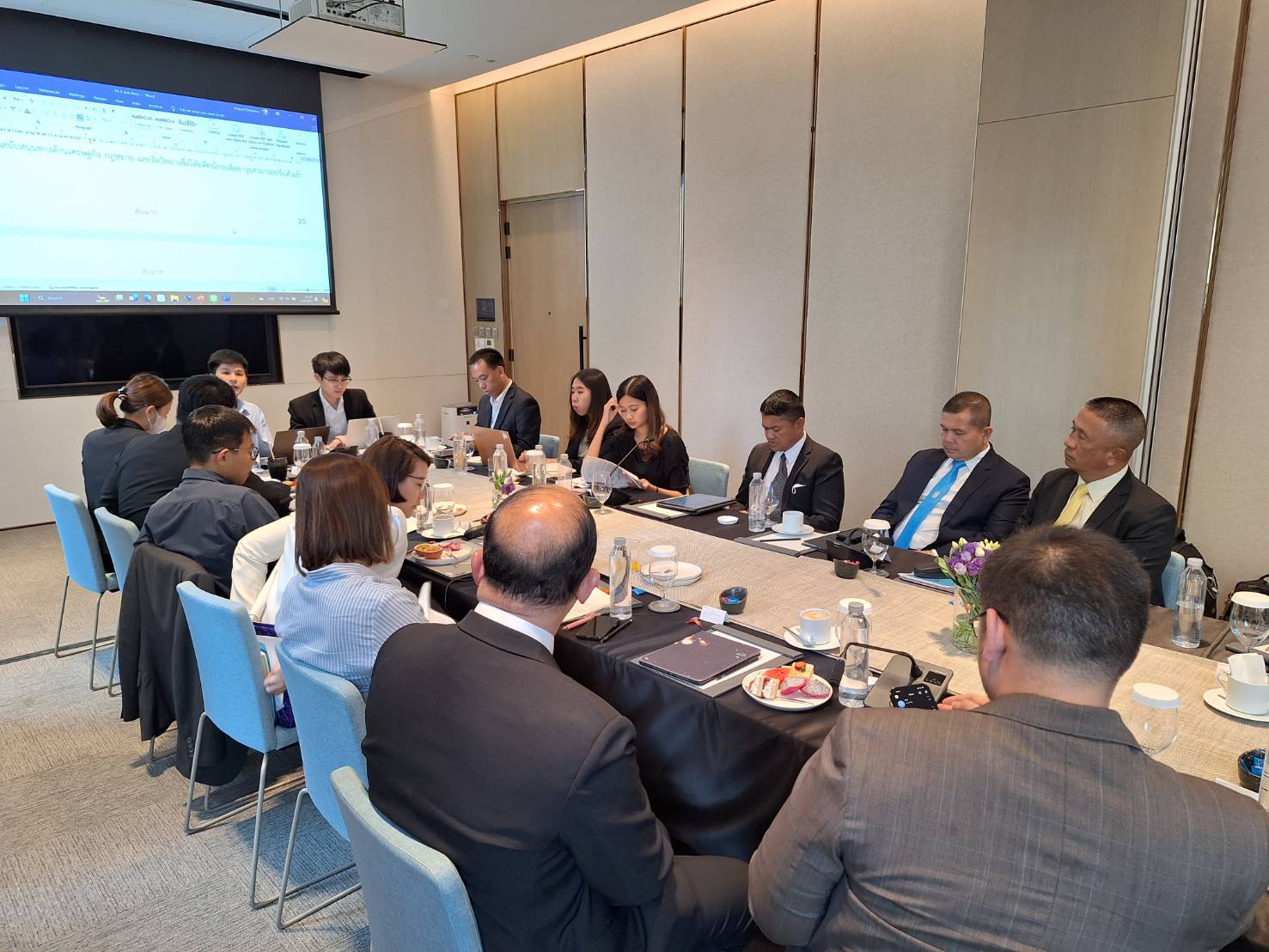 แม่ทัพน้อยที่ 4 หัวหน้าฝ่ายเทคนิคในคณะพูดคุยสันติสุข หวังการพูดคุย ...